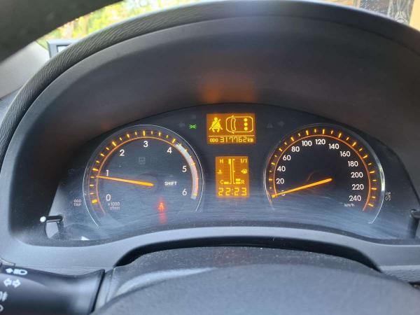 Серый Тойота Авенсис 2009 в Утена, объемом двигателя 2.00 л и пробегом 310 тыс. км за 3350 €, фото 10 на AUTOMOTO.COM.LV