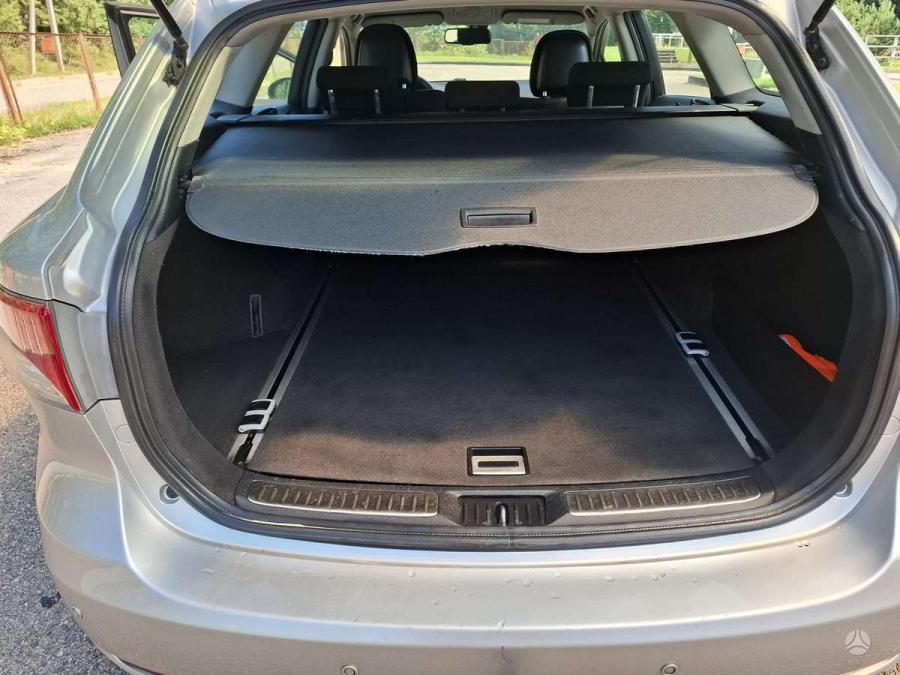 Pelēks Toyota Avensis 2009 Utena, ar dzinēja tilpumu 2.00 L un nobraukumu 310 tūkst. km par 3350 €, foto 16 vietnē AUTOMOTO.COM.LV