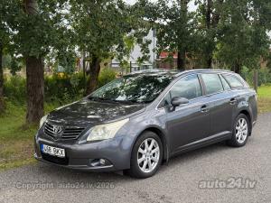 Pelēks Toyota Avensis 2009 Tallina, ar dzinēja tilpumu 2.20 L un nobraukumu 268 tūkst. km par 3999 €, foto 3 vietnē AUTOMOTO.COM.LV