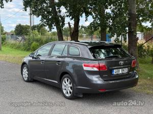 Pelēks Toyota Avensis 2009 Tallina, ar dzinēja tilpumu 2.20 L un nobraukumu 268 tūkst. km par 3999 €, foto 4 vietnē AUTOMOTO.COM.LV