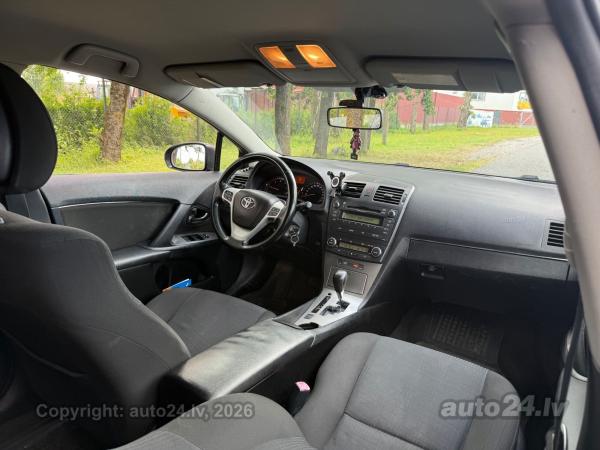Серый Тойота Авенсис 2009 в Таллин, объемом двигателя 2.20 л и пробегом 268 тыс. км за 3999 €, фото 7 на AUTOMOTO.COM.LV