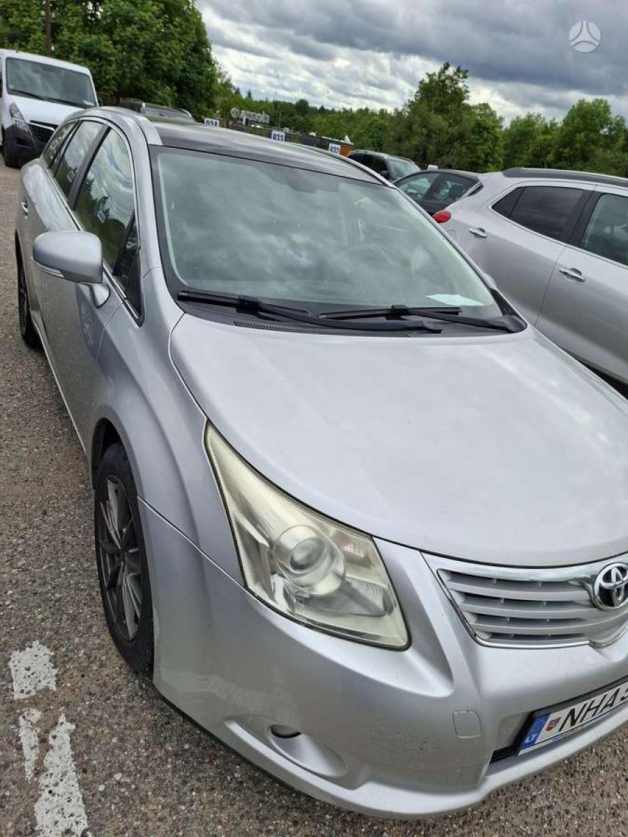 Серый Тойота Авенсис 2009 в Алитус, объемом двигателя 2.00 л и пробегом 280 тыс. км за 4000 €, фото 1 на AUTOMOTO.COM.LV