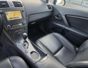 Pelēks Toyota Avensis 2009 Panevēža, ar dzinēja tilpumu 2.23 L un nobraukumu 247 tūkst. km par 4999 €, foto 26 vietnē AUTOMOTO.COM.LV
