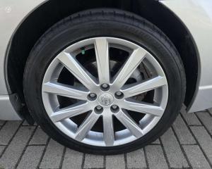 Pelēks Toyota Avensis 2009 Panevēža, ar dzinēja tilpumu 2.23 L un nobraukumu 247 tūkst. km par 4999 €, foto 35 vietnē AUTOMOTO.COM.LV