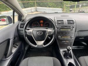 Pelēks Toyota Avensis 2009 Viļņa, ar dzinēja tilpumu 2.00 L un nobraukumu 291 tūkst. km par 3900 €, foto 6 vietnē AUTOMOTO.COM.LV