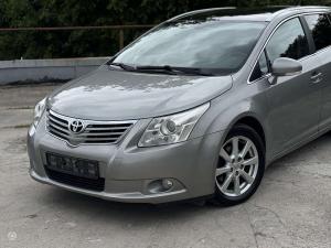Pelēks Toyota Avensis 2009 Viļņa, ar dzinēja tilpumu 2.00 L un nobraukumu 291 tūkst. km par 3900 €, foto 12 vietnē AUTOMOTO.COM.LV
