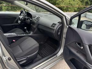Pelēks Toyota Avensis 2009 Viļņa, ar dzinēja tilpumu 2.00 L un nobraukumu 291 tūkst. km par 3900 €, foto 19 vietnē AUTOMOTO.COM.LV