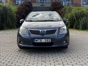 Grey Toyota Avensis 2009 in Vilnius, with an engine capacity of 2.00 L and mileage of 378 thousand km for 3450 €, photo  on AUTOMOTO.COM.LV