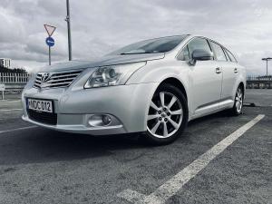 Серый Тойота Авенсис 2009 в Вильнюс, объемом двигателя 2.00 л и пробегом 284 тыс. км за 4000 €, фото  на AUTOMOTO.COM.LV