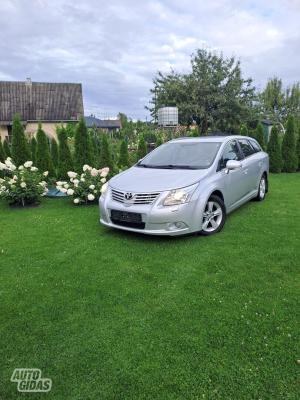 Pelēks Toyota Avensis 2009 Viļņa, ar dzinēja tilpumu 2.00 L un nobraukumu 330 tūkst. km par 3450 €, foto 6 vietnē AUTOMOTO.COM.LV
