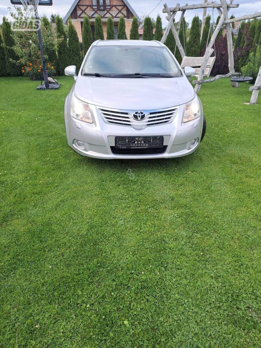Pelēks Toyota Avensis 2009 Viļņa, ar dzinēja tilpumu 2.00 L un nobraukumu 330 tūkst. km par 3450 €, foto 8 vietnē AUTOMOTO.COM.LV