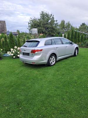 Pelēks Toyota Avensis 2009 Viļņa, ar dzinēja tilpumu 2.00 L un nobraukumu 330 tūkst. km par 3450 €, foto 9 vietnē AUTOMOTO.COM.LV