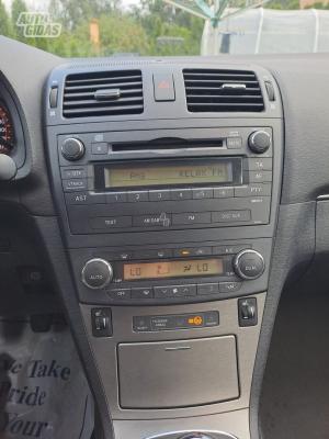 Pelēks Toyota Avensis 2009 Viļņa, ar dzinēja tilpumu 2.00 L un nobraukumu 330 tūkst. km par 3450 €, foto 24 vietnē AUTOMOTO.COM.LV