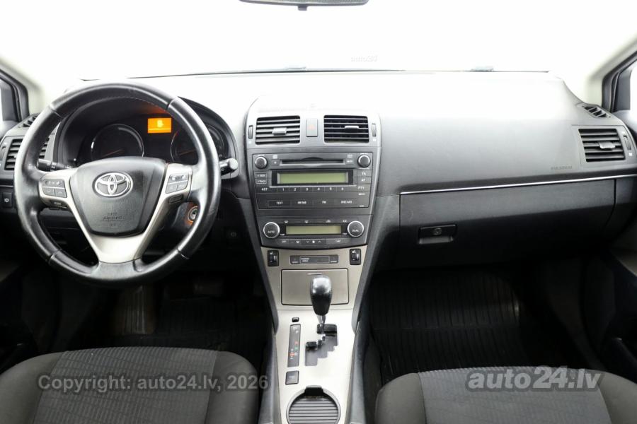 Серый Тойота Авенсис 2009 в Таллин, объемом двигателя 1.80 л и пробегом 399 тыс. км за 2699 €, фото 6 на AUTOMOTO.COM.LV