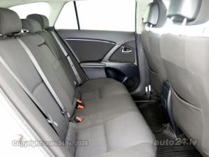 Серый Тойота Авенсис 2009 в Таллин, объемом двигателя 1.80 л и пробегом 399 тыс. км за 2699 €, фото 8 на AUTOMOTO.COM.LV