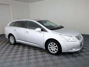 Pelēks Toyota Avensis 2009 Tallina, ar dzinēja tilpumu 1.80 L un nobraukumu 399 tūkst. km par 2699 €, foto  vietnē AUTOMOTO.COM.LV