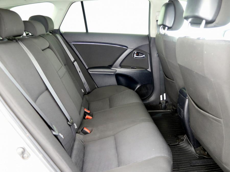 Серый Тойота Авенсис 2009 в Таллин, объемом двигателя 1.80 л и пробегом 399 тыс. км за 2699 €, фото 8 на AUTOMOTO.COM.LV