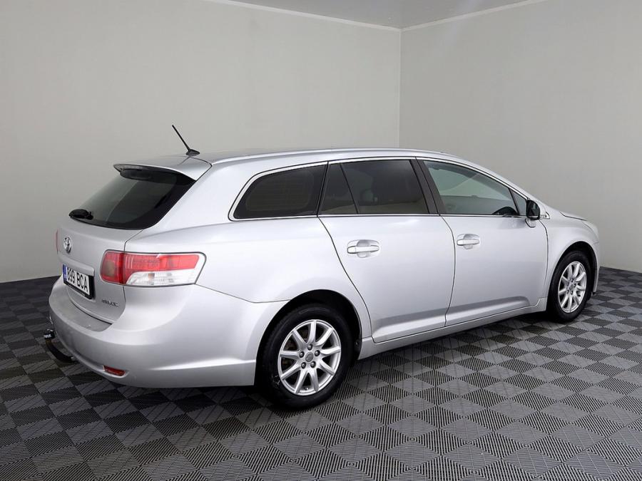 Серый Тойота Авенсис 2009 в Таллин, объемом двигателя 1.80 л и пробегом 399 тыс. км за 2699 €, фото 12 на AUTOMOTO.COM.LV