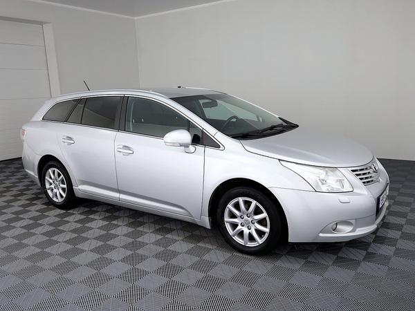 Pelēks Toyota Avensis 2009 Tallina, ar dzinēja tilpumu 1.80 L un nobraukumu 399 tūkst. km par 2699 €, foto 2 vietnē AUTOMOTO.COM.LV