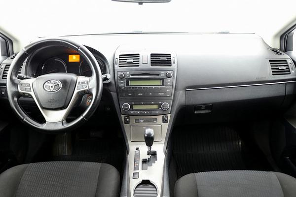 Pelēks Toyota Avensis 2009 Tallina, ar dzinēja tilpumu 1.80 L un nobraukumu 399 tūkst. km par 2699 €, foto 10 vietnē AUTOMOTO.COM.LV