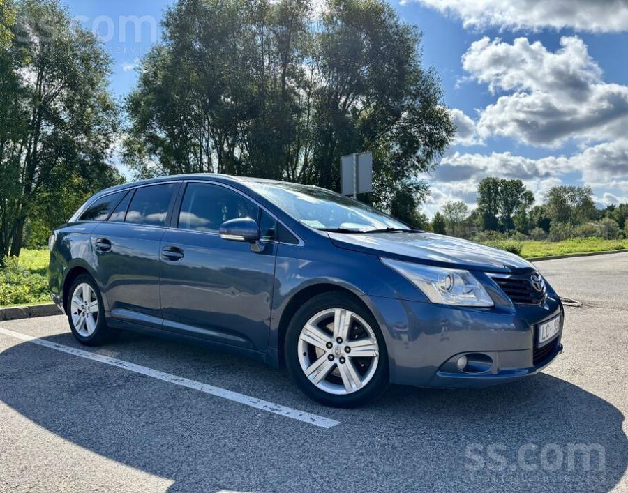 Pelēks Toyota Avensis 2009 Rīga, ar dzinēja tilpumu 2.20 L un nobraukumu 218 tūkst. km par 2850 €, foto 7 vietnē AUTOMOTO.COM.LV