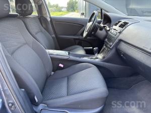 Pelēks Toyota Avensis 2009 Rīga, ar dzinēja tilpumu 2.20 L un nobraukumu 218 tūkst. km par 2850 €, foto 14 vietnē AUTOMOTO.COM.LV