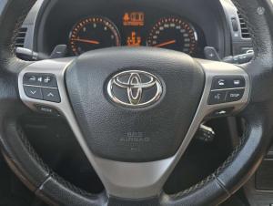 Pelēks Toyota Avensis 2009 Panevēža, ar dzinēja tilpumu 2.23 L un nobraukumu 247 tūkst. km par 4499 €, foto 19 vietnē AUTOMOTO.COM.LV