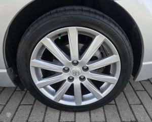 Pelēks Toyota Avensis 2009 Panevēža, ar dzinēja tilpumu 2.23 L un nobraukumu 247 tūkst. km par 4499 €, foto 35 vietnē AUTOMOTO.COM.LV