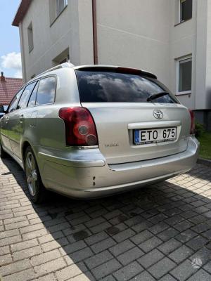 Серый Тойота Авенсис 2009 в Рокишкис, объемом двигателя 2.23 л и пробегом 281 тыс. км за 1300 €, фото 5 на AUTOMOTO.COM.LV