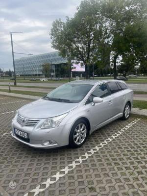 Grey Toyota Avensis 2009 in Kaunas, with an engine capacity of 2.23 L and mileage of 283 thousand km for 3100 €, photo  on AUTOMOTO.COM.LV