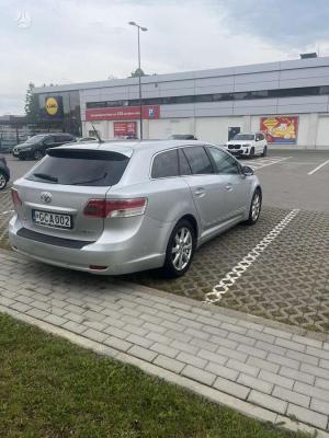 Серый Тойота Авенсис 2009 в Каунас, объемом двигателя 2.23 л и пробегом 283 тыс. км за 3100 €, фото 5 на AUTOMOTO.COM.LV