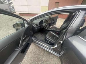 Pelēks Toyota Avensis 2009 Viļņa, ar dzinēja tilpumu 2.23 L un nobraukumu 183 tūkst. km par 4900 €, foto 9 vietnē AUTOMOTO.COM.LV