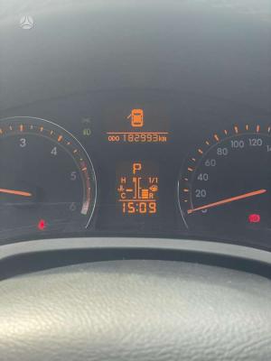 Pelēks Toyota Avensis 2009 Viļņa, ar dzinēja tilpumu 2.23 L un nobraukumu 183 tūkst. km par 4900 €, foto 14 vietnē AUTOMOTO.COM.LV