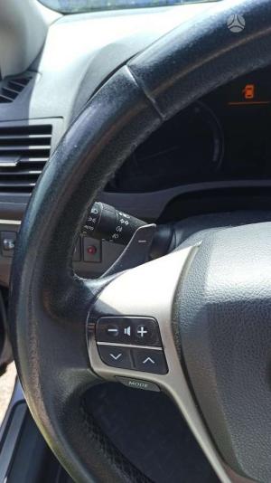 Pelēks Toyota Avensis 2009 Viļņa, ar dzinēja tilpumu 2.20 L un nobraukumu 217 tūkst. km par 3600 €, foto 12 vietnē AUTOMOTO.COM.LV