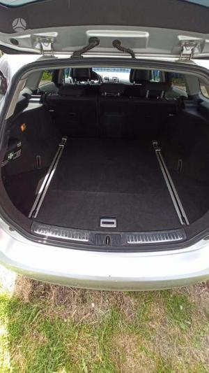 Pelēks Toyota Avensis 2009 Viļņa, ar dzinēja tilpumu 2.20 L un nobraukumu 217 tūkst. km par 3600 €, foto 24 vietnē AUTOMOTO.COM.LV