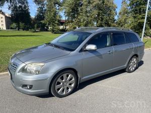 Grey Toyota Avensis 2009 in Jurmala, with an engine capacity of 2.00 L and mileage of 350 thousand km for 2600 €, photo  on AUTOMOTO.COM.LV