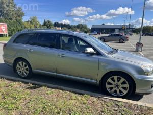 Grey Toyota Avensis 2009 in Jurmala, with an engine capacity of 2.00 L and mileage of 350 thousand km for 2600 €, photo 4 on AUTOMOTO.COM.LV