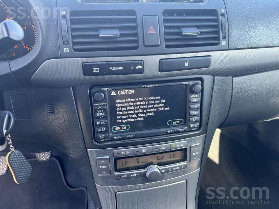 Grey Toyota Avensis 2009 in Jurmala, with an engine capacity of 2.00 L and mileage of 350 thousand km for 2600 €, photo 11 on AUTOMOTO.COM.LV