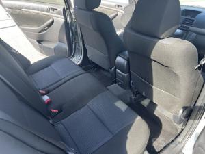 Grey Toyota Avensis 2009 in Jurmala, with an engine capacity of 2.00 L and mileage of 350 thousand km for 2600 €, photo 19 on AUTOMOTO.COM.LV