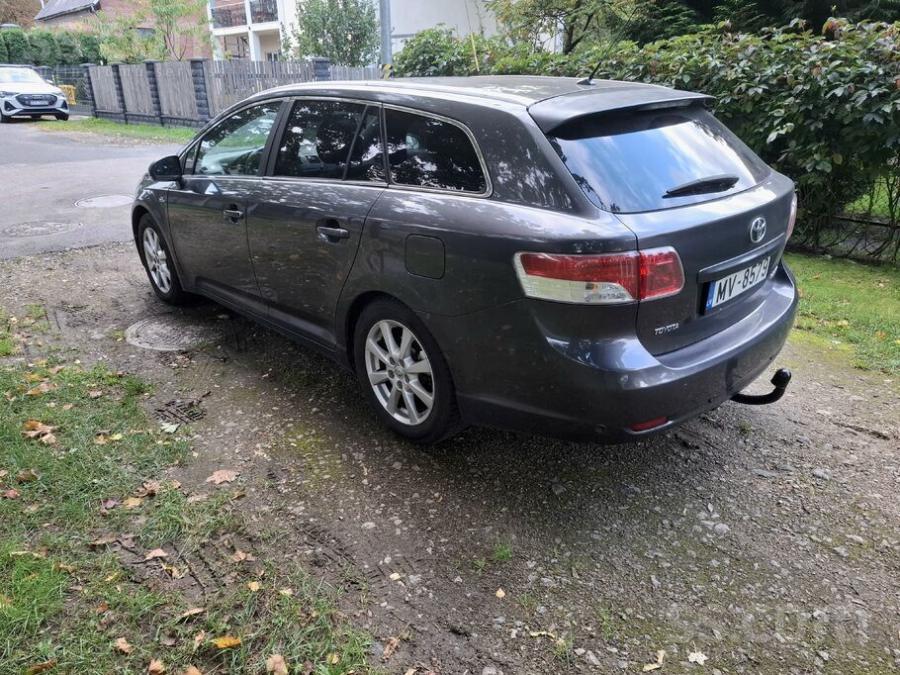 Серый Тойота Авенсис 2009 в Рига, объемом двигателя 2.20 л и пробегом 306 тыс. км за 3700 €, фото 7 на AUTOMOTO.COM.LV