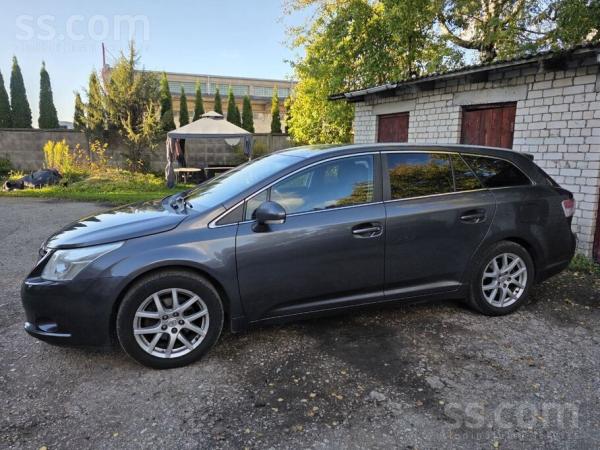 Серый Тойота Авенсис 2009 в Рига, объемом двигателя 2.00 л и пробегом 318 тыс. км за 4490 €, фото 9 на AUTOMOTO.COM.LV