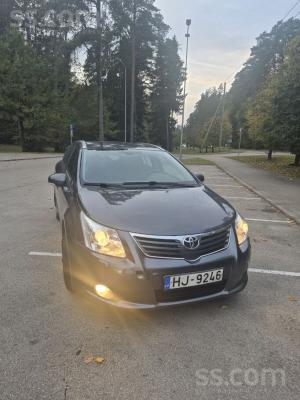 Серый Тойота Авенсис 2009 в Огре, объемом двигателя 2.00 л и пробегом 340 тыс. км за 3100 €, фото 3 на AUTOMOTO.COM.LV