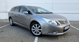 Grey Toyota Avensis 2009 in Riga, with an engine capacity of 1.80 L and mileage of 290 thousand km for 5950 €, photo 8 on AUTOMOTO.COM.LV