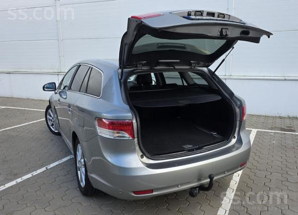 Серый Тойота Авенсис 2009 в Рига, объемом двигателя 1.80 л и пробегом 290 тыс. км за 5950 €, фото 6 на AUTOMOTO.COM.LV