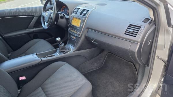 Серый Тойота Авенсис 2009 в Рига, объемом двигателя 1.80 л и пробегом 290 тыс. км за 5950 €, фото 11 на AUTOMOTO.COM.LV