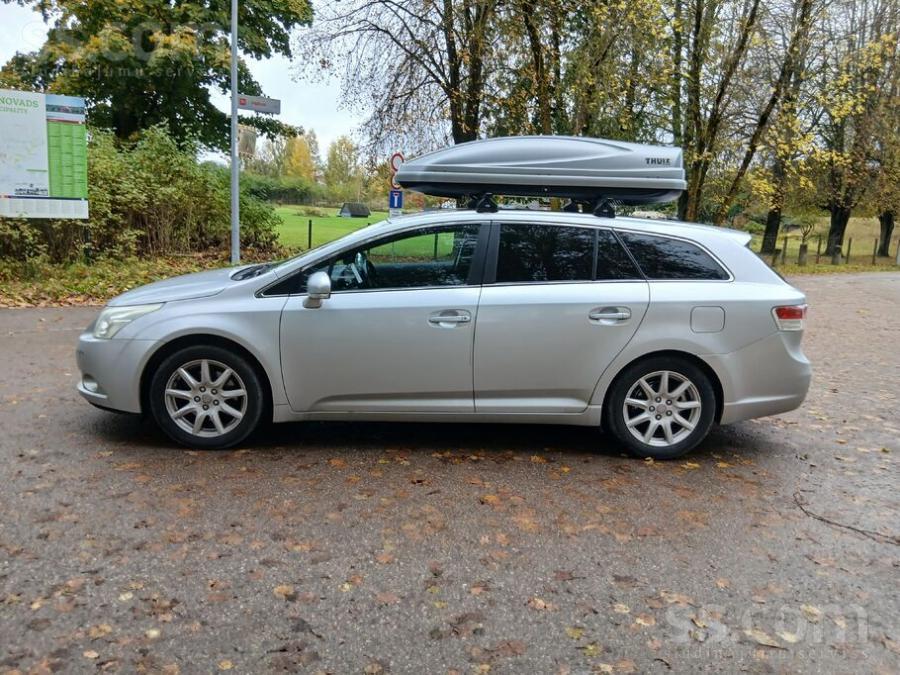 Pelēks Toyota Avensis 2009 Rīga, ar dzinēja tilpumu 2.20 L un nobraukumu 0 tūkst. km par 3500 €, foto 3 vietnē AUTOMOTO.COM.LV