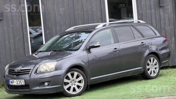 Toyota Avensis 2009 in Riga on AUTOMOTO.COM.LV Grey Toyota Avensis 2009 in Riga, with an engine capacity of 2.00 L and mileage of 370 thousand km for 1400 €, photo 1 on AUTOMOTO.COM.LV
