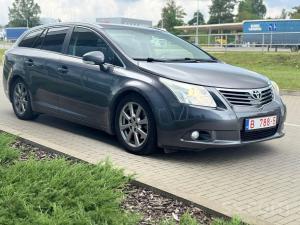 Pelēks Toyota Avensis 2010 Rēzekne, ar dzinēja tilpumu 2.20 L un nobraukumu 0 tūkst. km par 4950 €, foto 3 vietnē AUTOMOTO.COM.LV