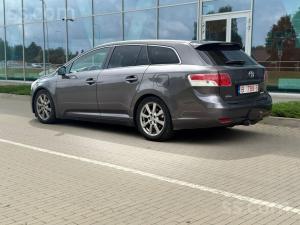 Pelēks Toyota Avensis 2010 Rēzekne, ar dzinēja tilpumu 2.20 L un nobraukumu 0 tūkst. km par 4950 €, foto 5 vietnē AUTOMOTO.COM.LV