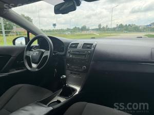 Pelēks Toyota Avensis 2010 Rēzekne, ar dzinēja tilpumu 2.20 L un nobraukumu 0 tūkst. km par 4950 €, foto 9 vietnē AUTOMOTO.COM.LV